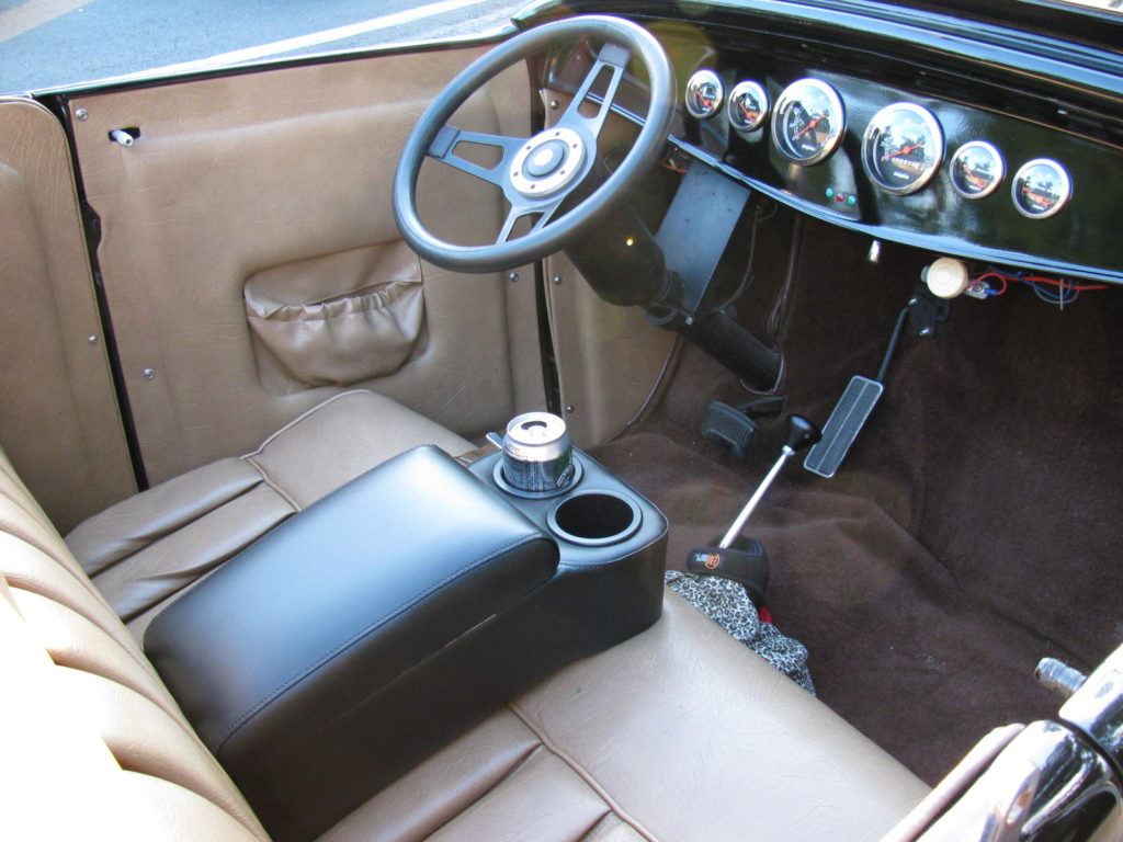 BD Drinkster Bench Seat Console - Classic Consoles