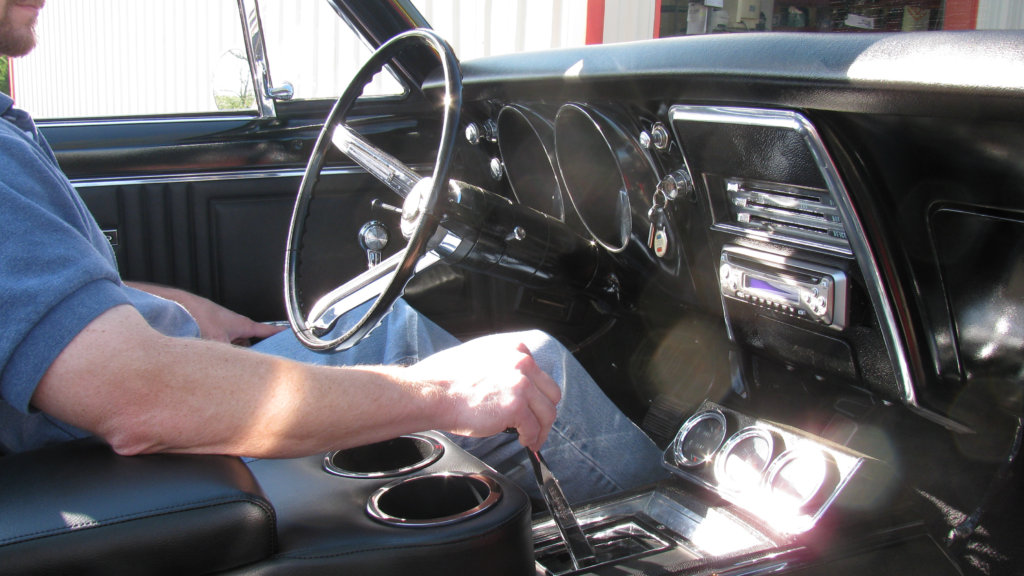 Chevrolet Camaro Saddle Console 1967 - Classic Consoles