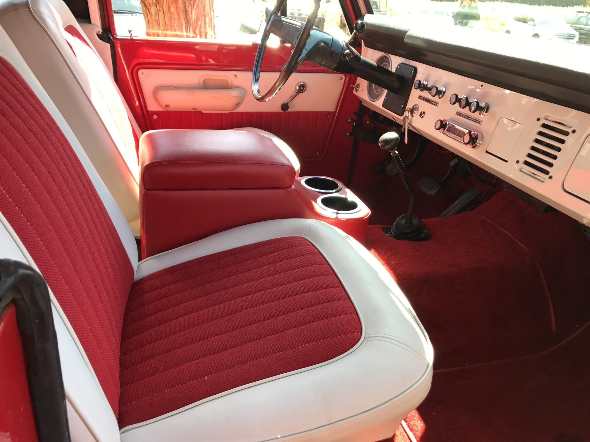 Ford Bronco Console, 1966-1977 - Classic Consoles